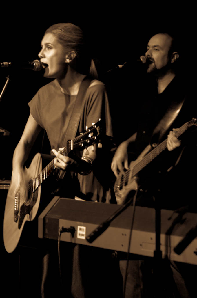 Jenny Galt concert photos